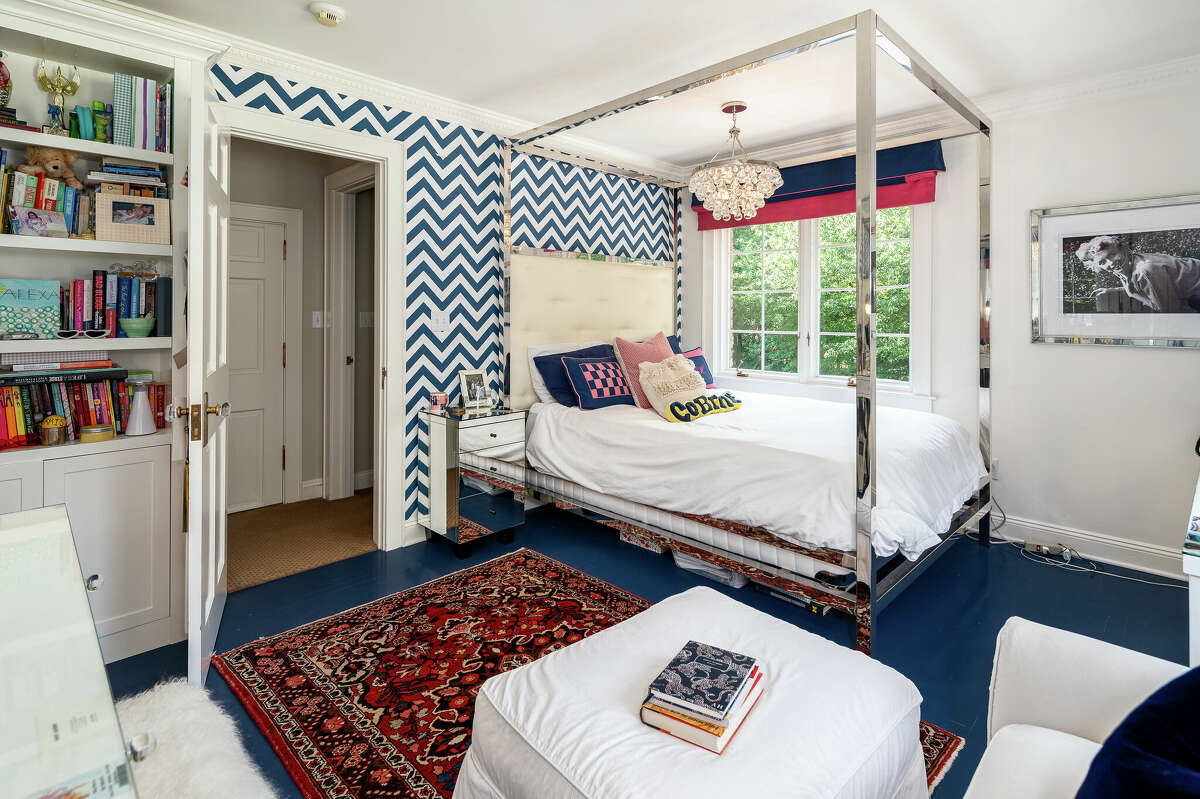 New Canaan home inspired by David Adler listed for $3.8M