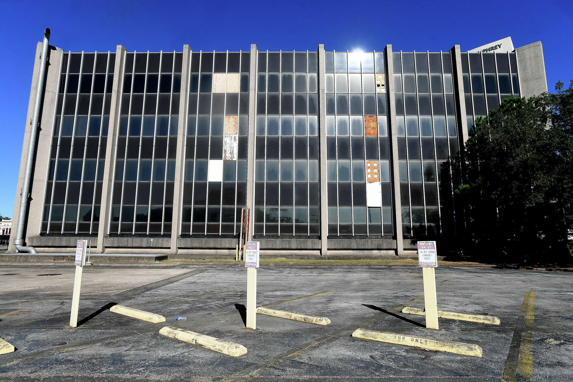 The Beaumont City Council has voted on fate of former AT&T building