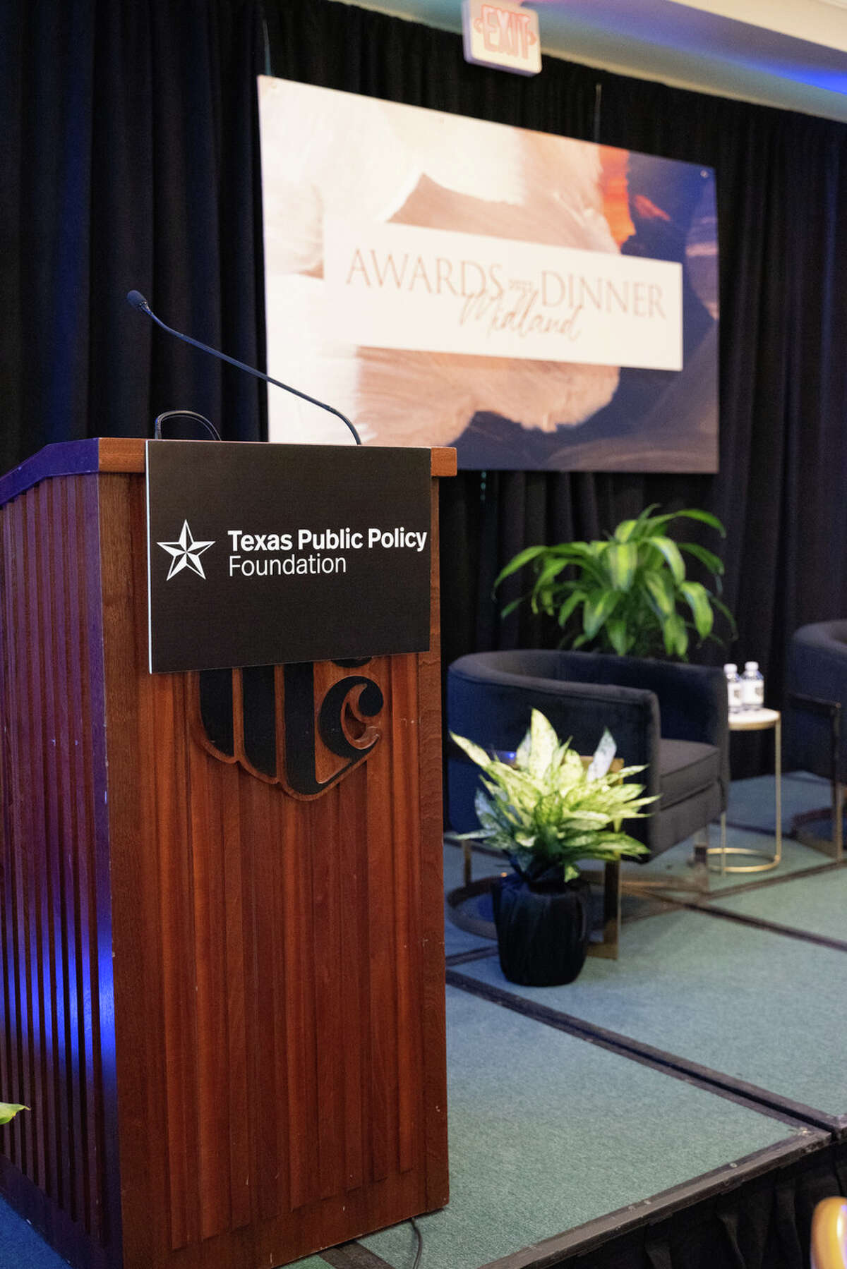 Texas Public Policy Foundation honors Dennis Johnson at Midland Awards ...