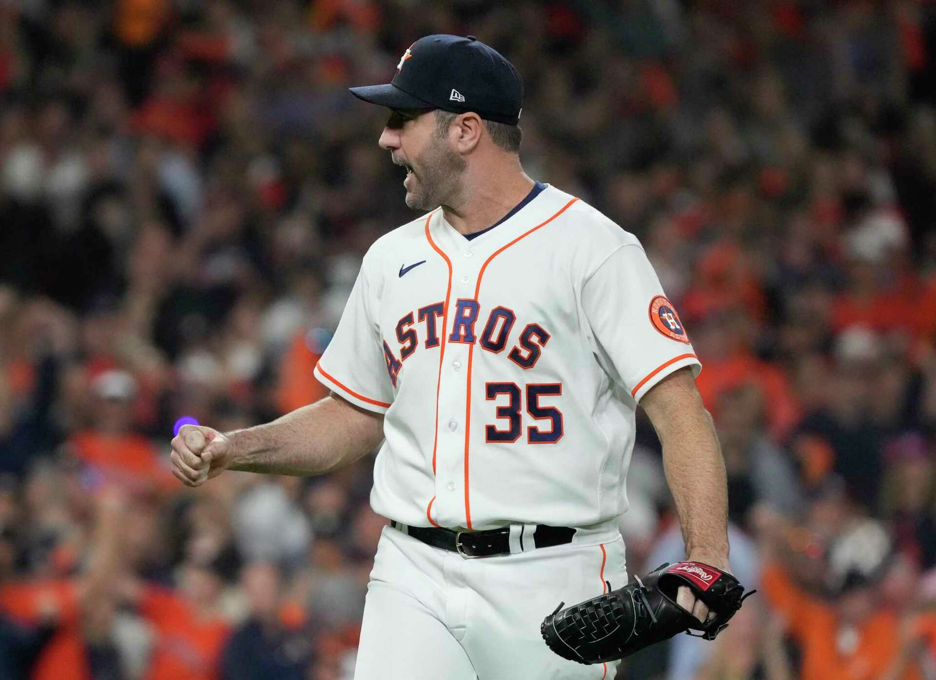 Houston Astros: Justin Verlander beats the Yankees in Game 1