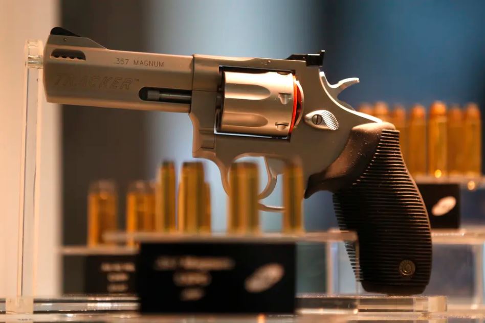 Texas struggles to get guns away from domestic violence suspects ...