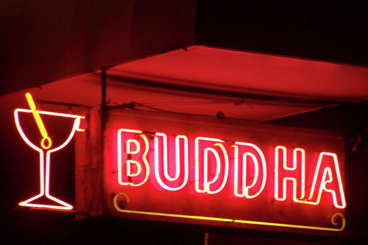 SF's disappearing neon landmarks are flickering back to life