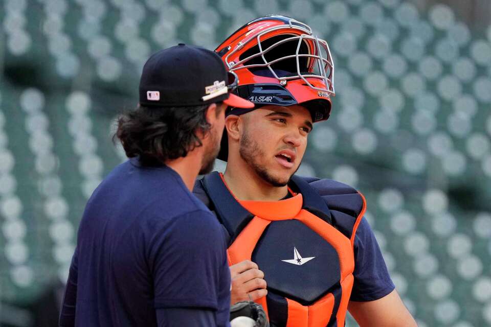 Houston Astros: Yainer Diaz starts at first base, José Abreu off
