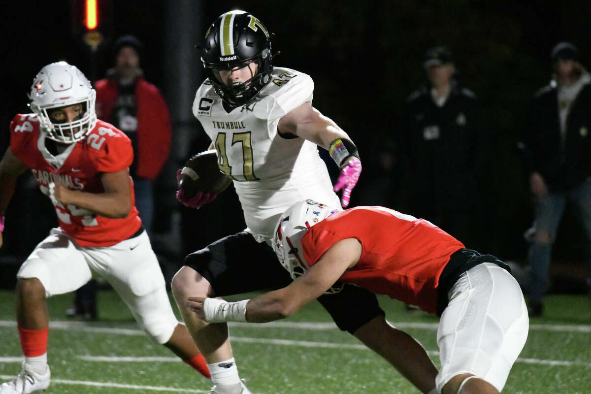 Greenwich receivers step up in CIAC football win over Trumbull