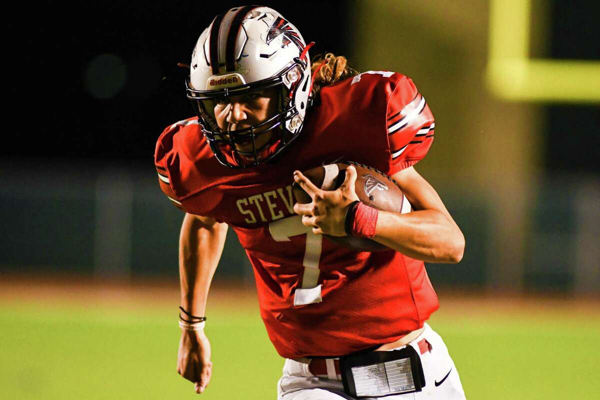 H.S. football: Stevens 35, O’Connor 31