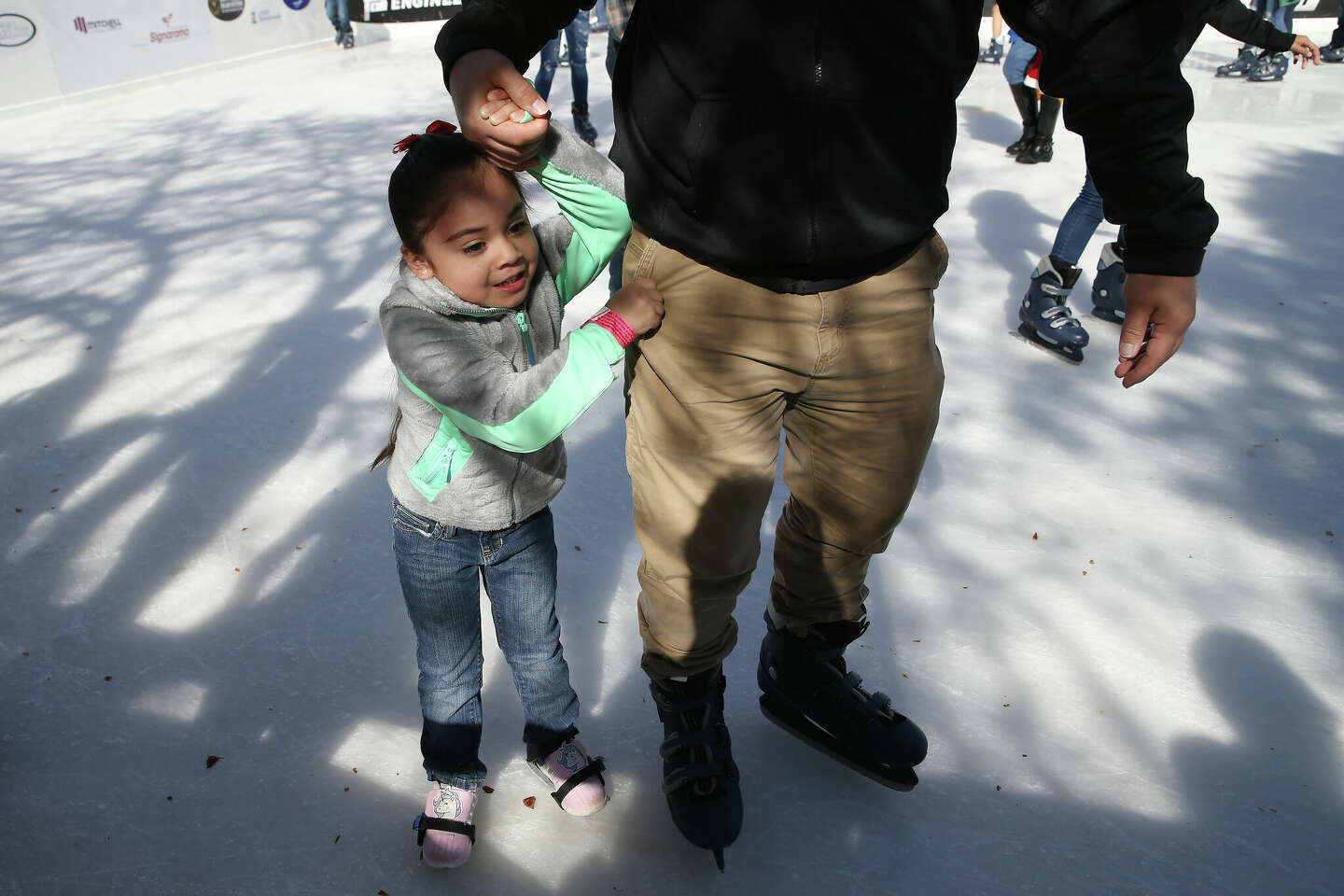 Travis Park ice rink returns to downtown San Antonio for the holidays ...