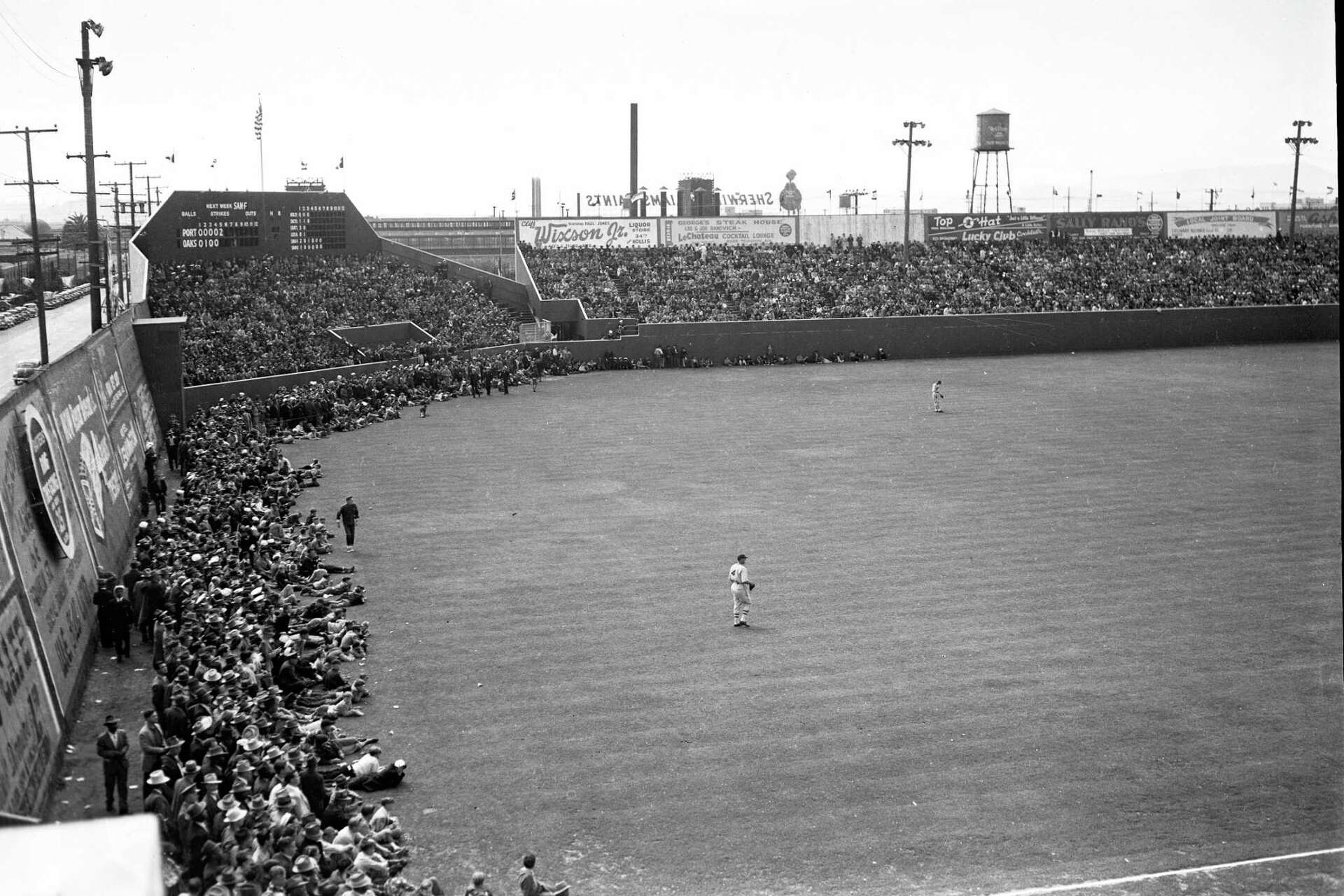 Photos of lost Bay Area sports venues, from a track where Seabiscuit ...