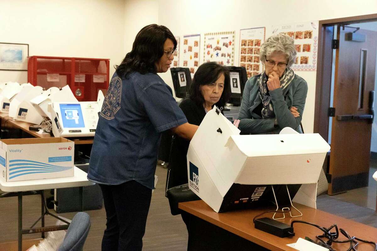 Bexar election Judges are advising to vote early, come prepared