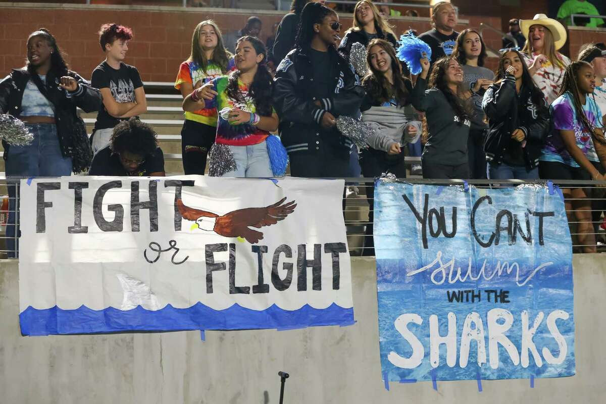 Shadow Creek Sharks hold off Pearland Dawson Eagles