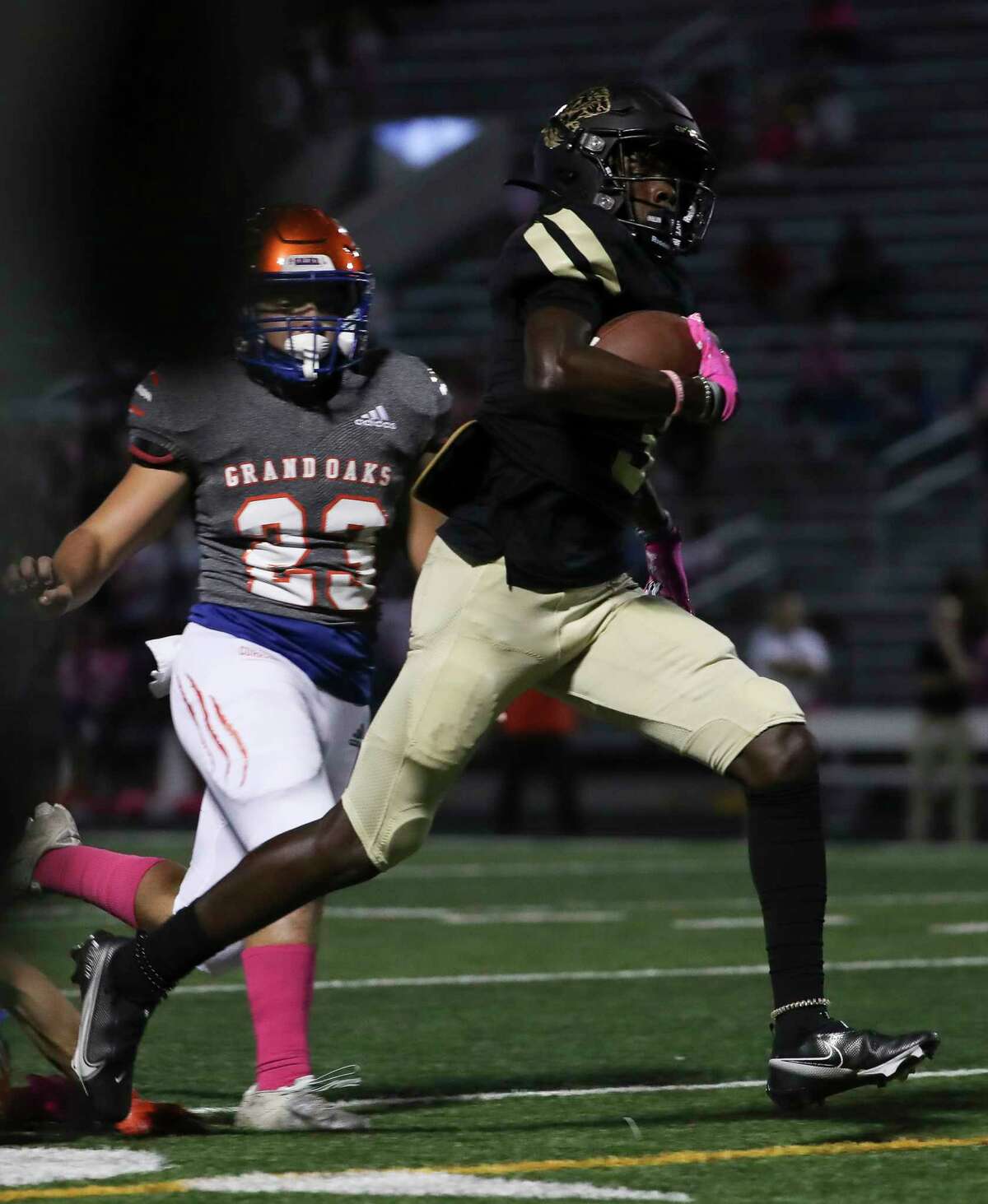 Williams III's big night helps Conroe to win over Grand Oaks