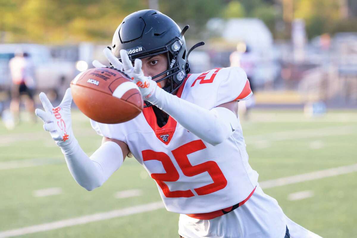 Dayton Broncos top Texas City Stingarees, clinch playoff spot