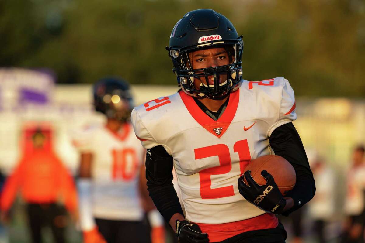 Dayton Broncos top Texas City Stingarees, clinch playoff spot