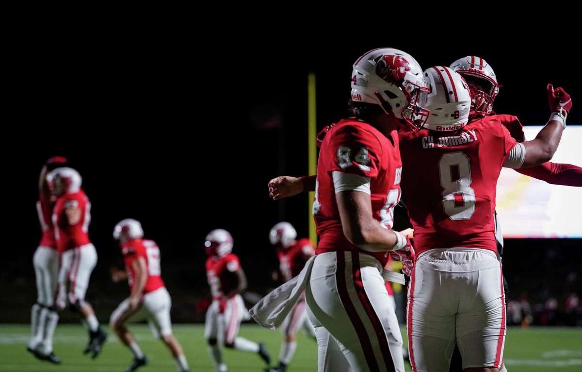 Katy Tigers rout Cinco Ranch Cougars, clinch District 19-6A