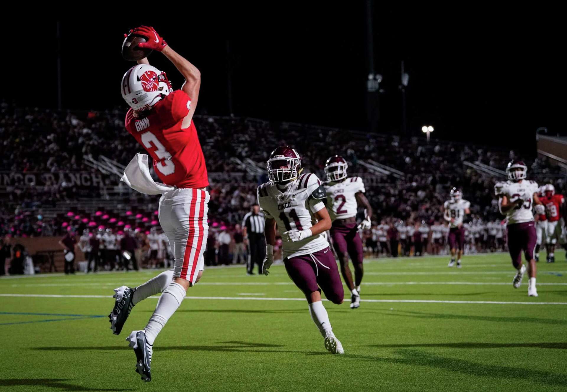 Katy Tigers rout Cinco Ranch Cougars, clinch District 19-6A