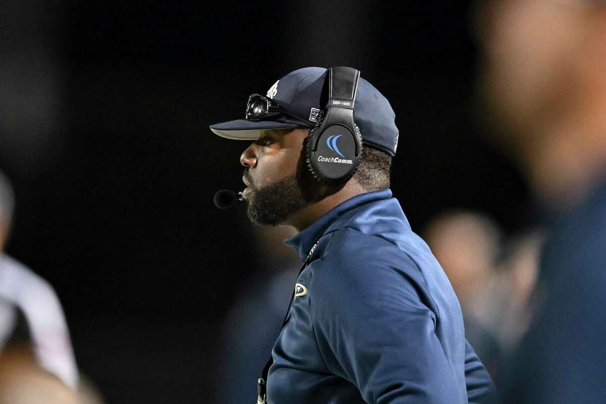 Klein Cain Hurricanes rally past Klein Collins Tigers