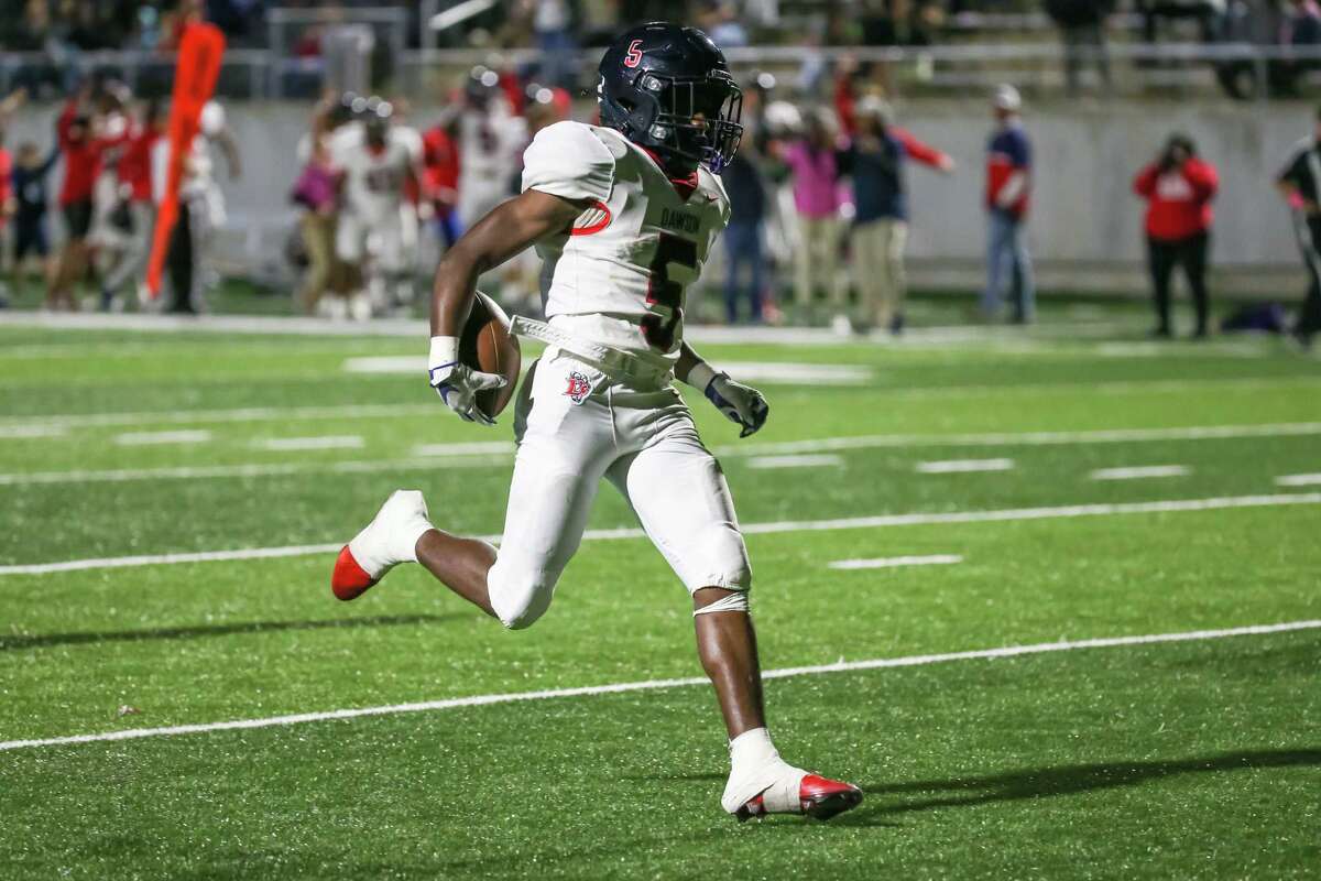 Shadow Creek Sharks hold off Pearland Dawson Eagles
