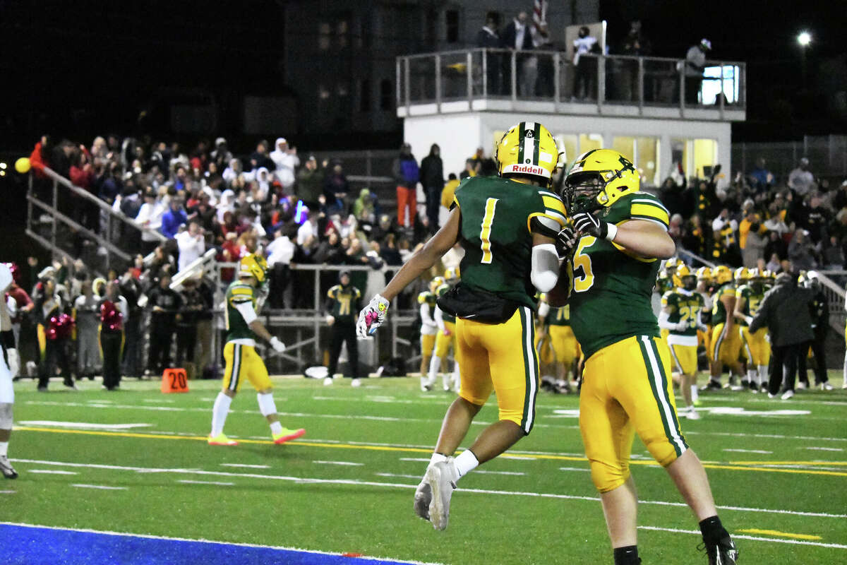 David Cassetti, Ansonia hold off Holy Cross in NVL football
