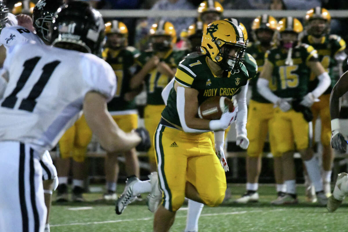 David Cassetti, Ansonia hold off Holy Cross in NVL football