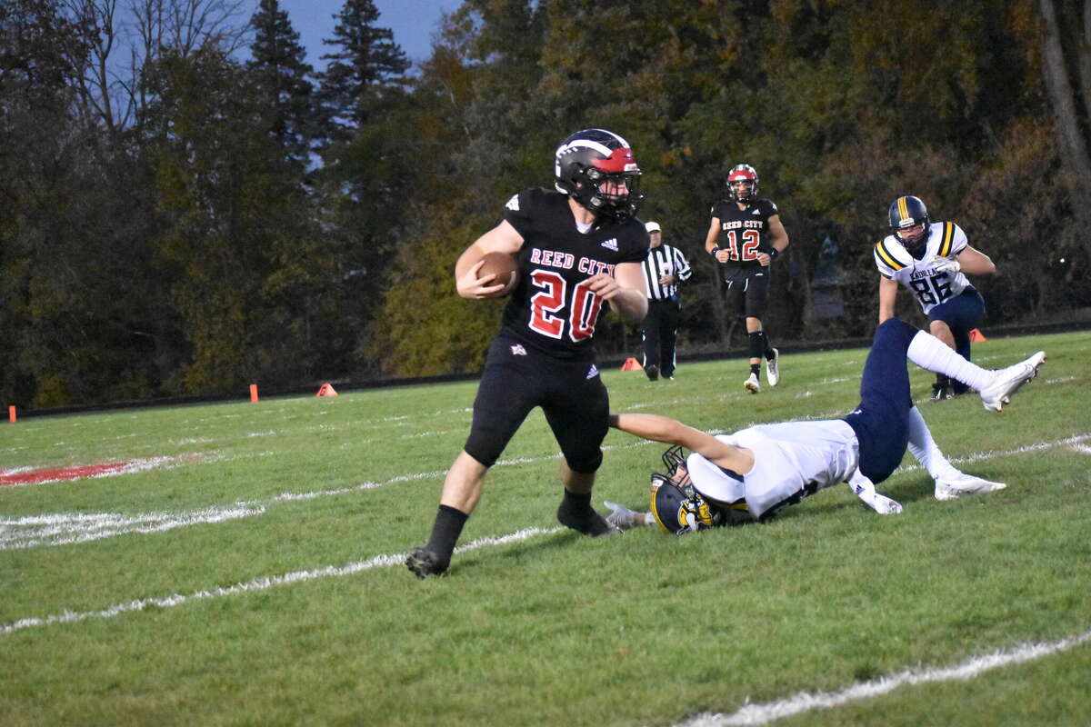 Defense leads to Reed City football win over Cadillac in overtime