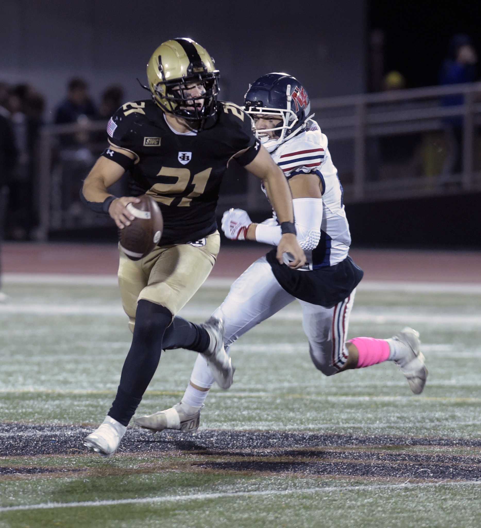 CIAC football top performers from Week 7 CT high school football