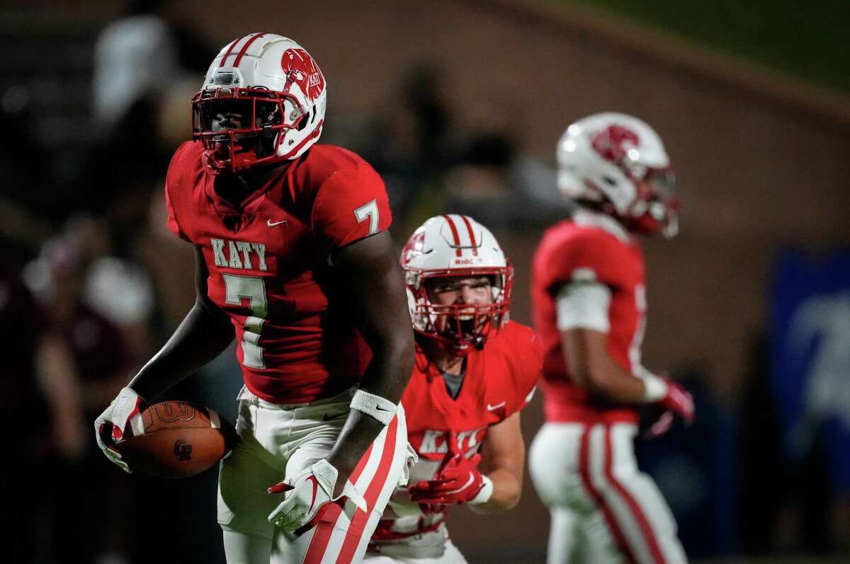 Katy Tigers rout Cinco Ranch Cougars, clinch District 19-6A