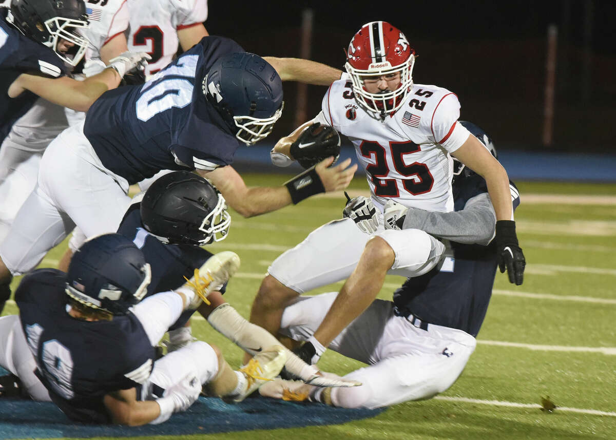 No. 2 New Canaan faces Wilton in Connecticut high school football