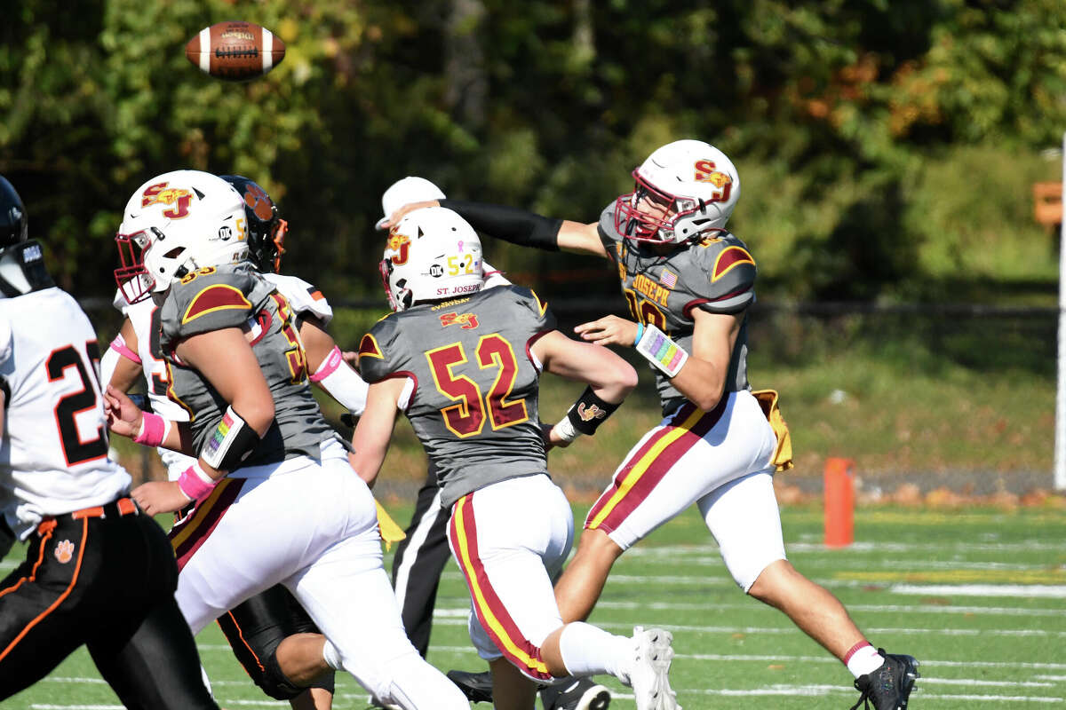 St. Joseph Ridgefield FCIAC high school football