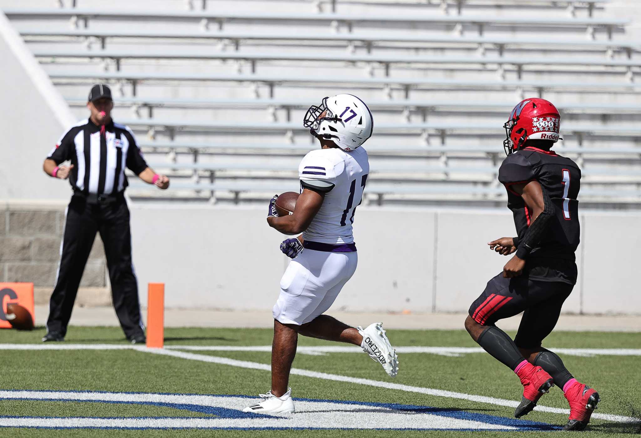 HS football: Galveston Ball remains undefeated with rout of Waltrip