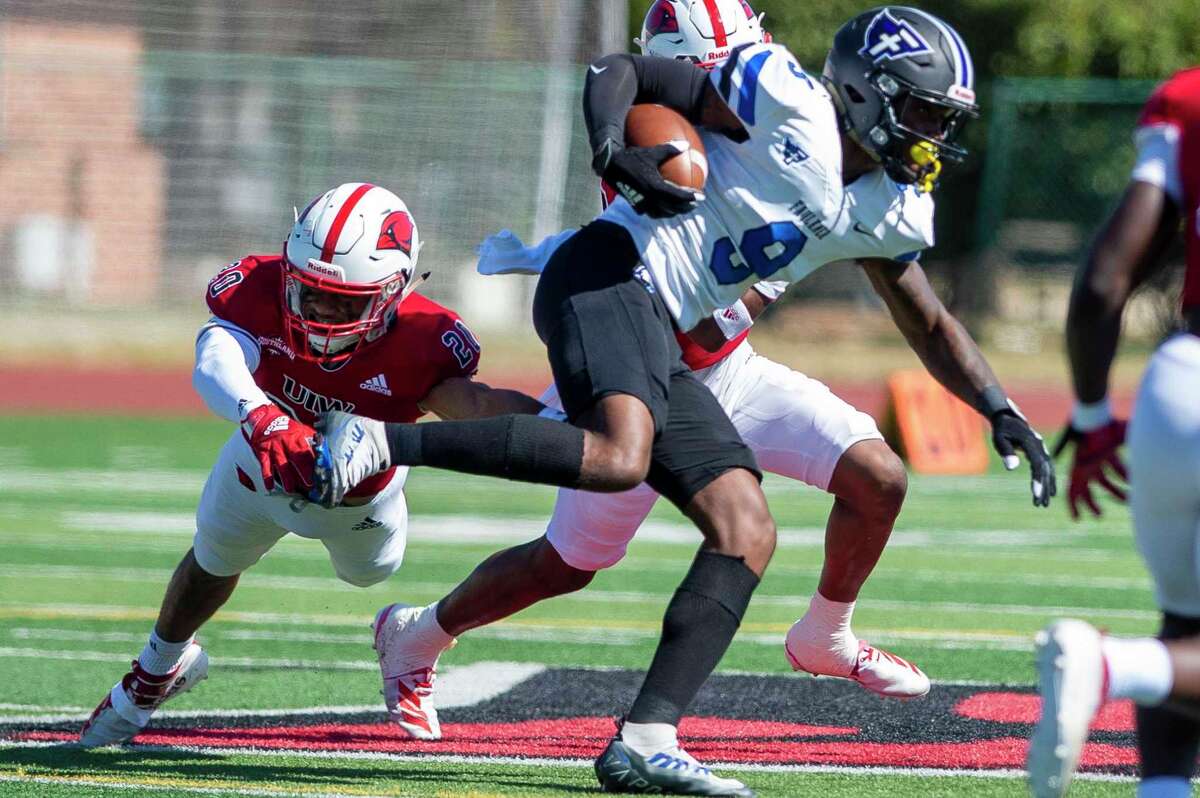 Lindsey Scott, Incarnate Word make quick work of Faulkner