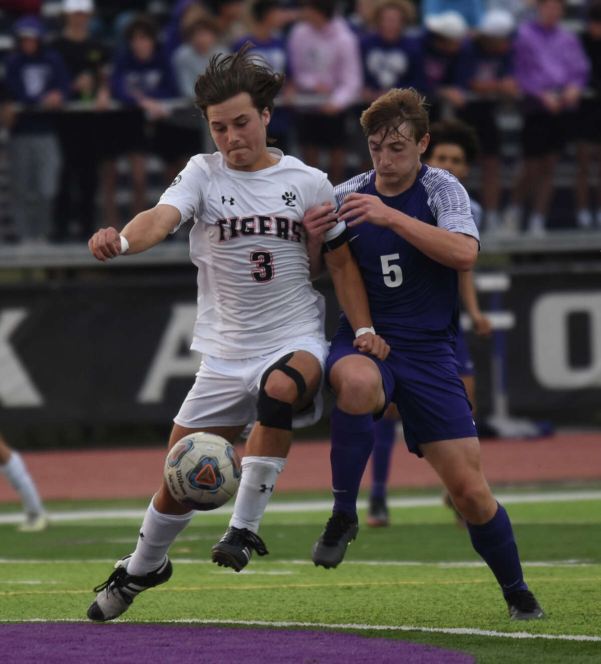 Edwardsville beats top-seeded Collinsville to win Class 3A regional ...