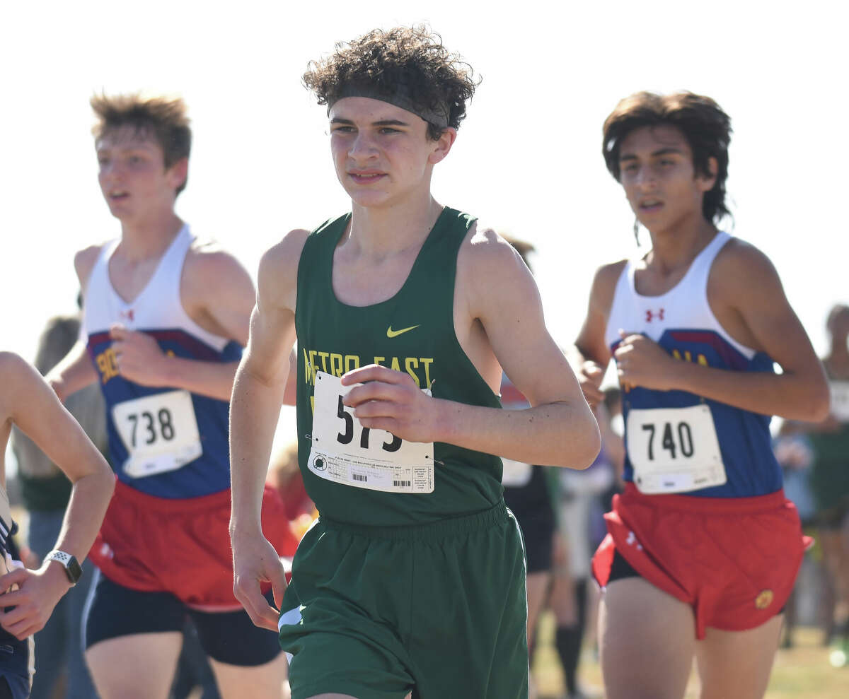 Father McGivney's Kaitlyn Hatley wins regional title; FMCHS, MELHS boys ...