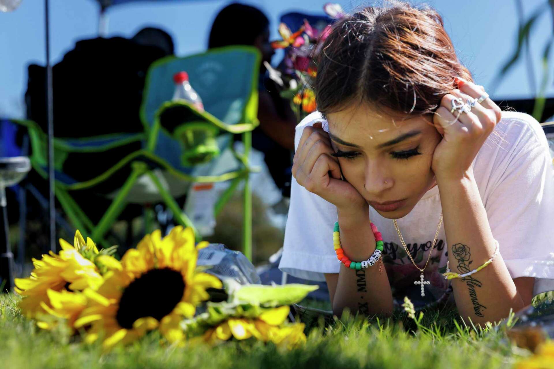 Family celebrates Uvalde victim Lexi Rubio’s 11th birthday at her gravesite