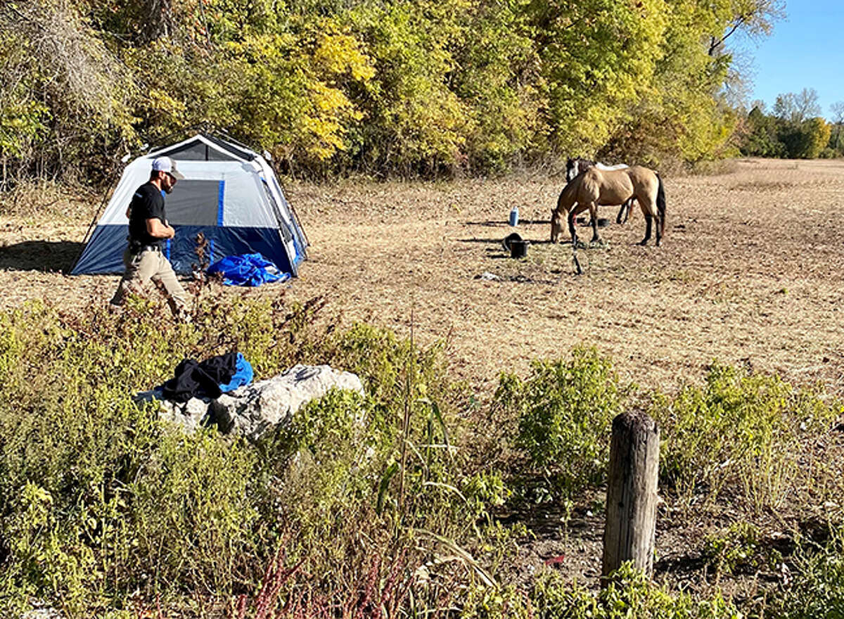 Edwardsville teen joins 'Three Amigos' to help raise money for veterans ...