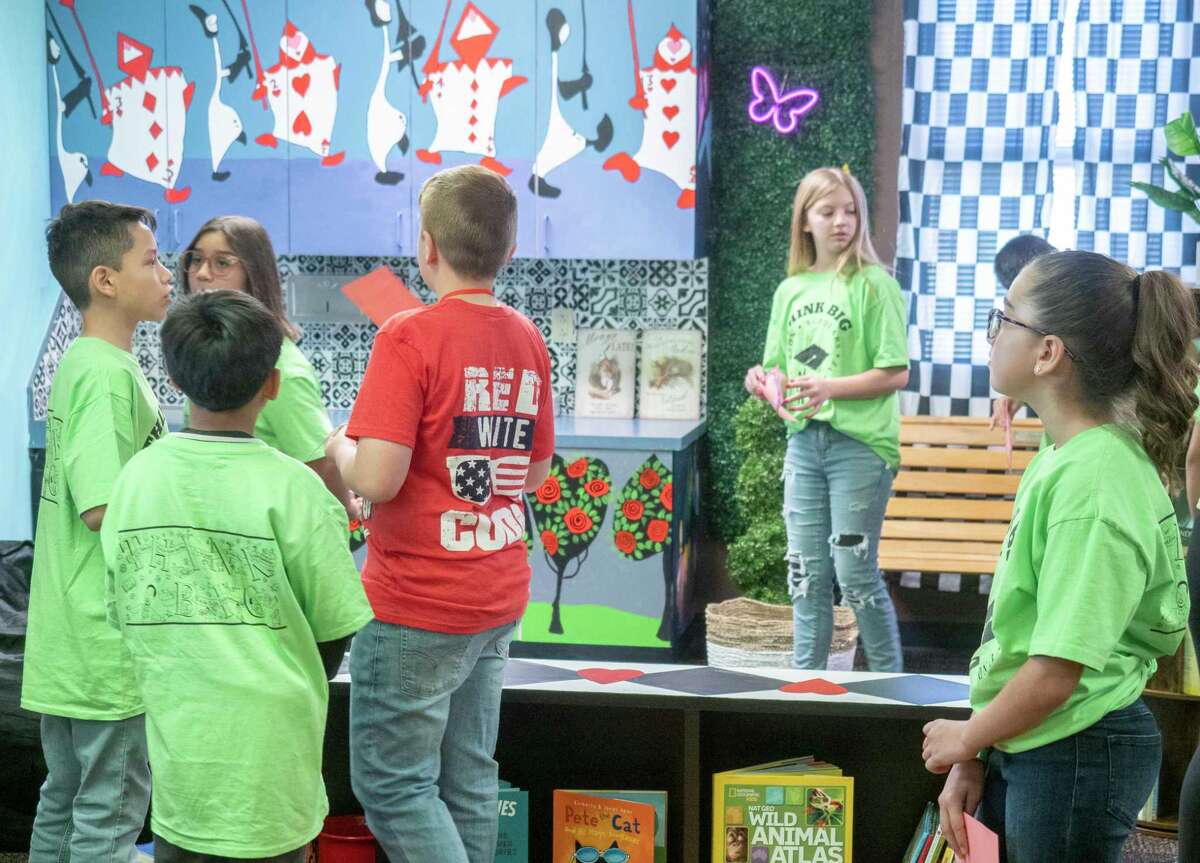 Rusk Elementary in Midland gets its own Ben Carson Reading Room