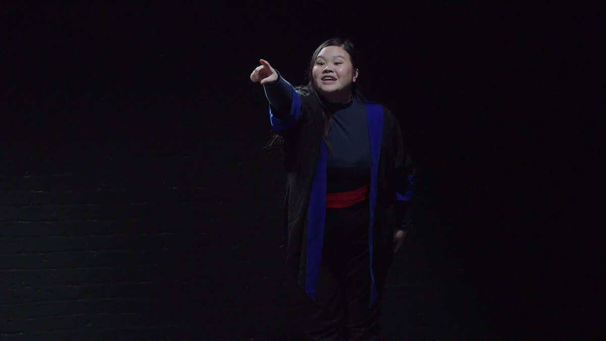 Actor explores own Hmong culture for one-woman production at UAlbany