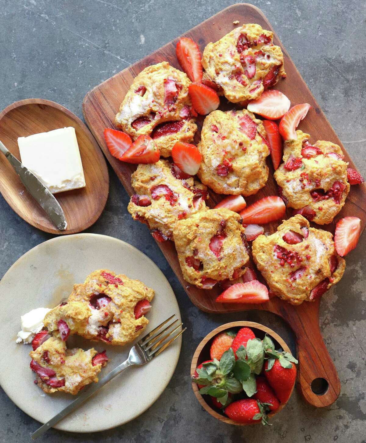 Recipe: These delicious strawberry scones are made with saffron yogurt