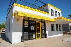 Smash burger sensation Burger Bodega opens first Houston restaurant ...