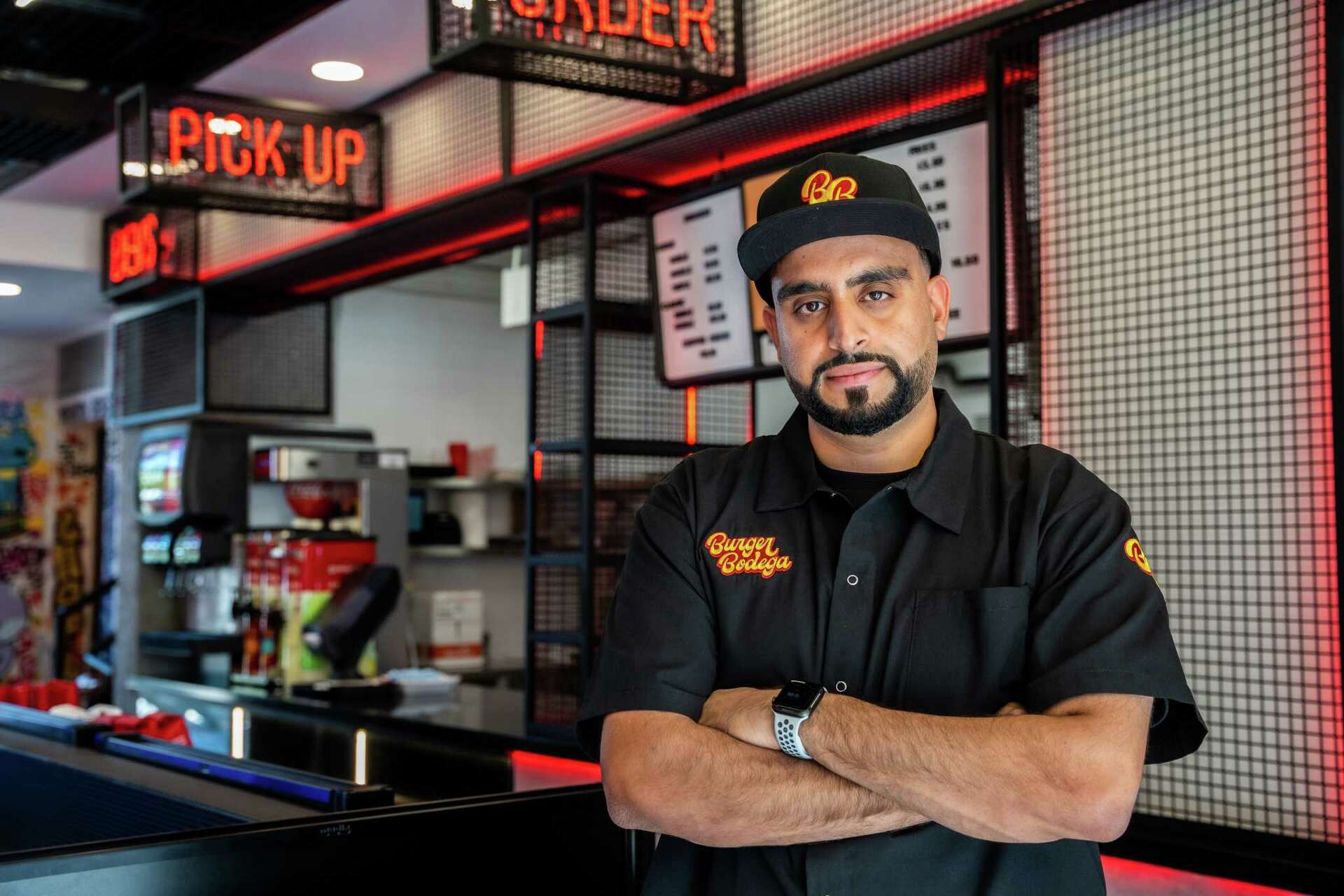 Smash burger sensation Burger Bodega opens first Houston restaurant ...