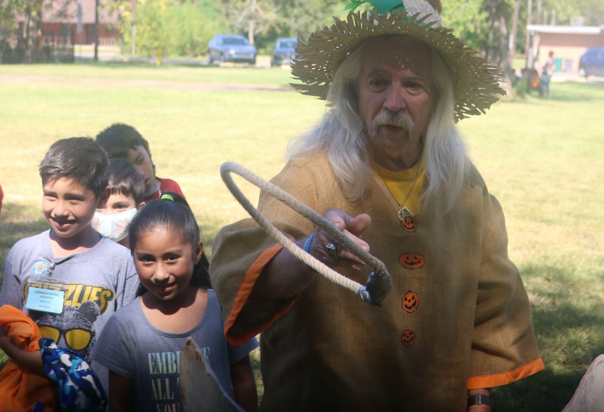 When a Pasadena church ran out of tiny pumpkins for its patch, this ...