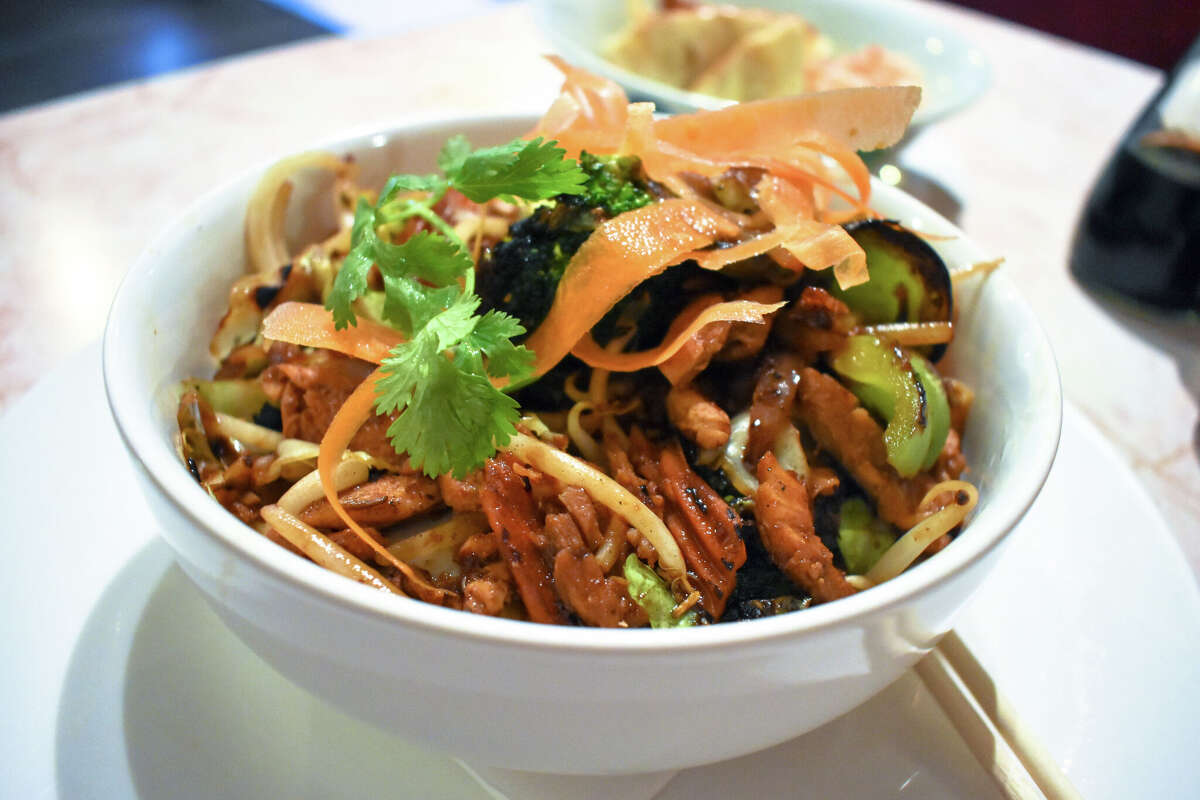 95-year-old restaurant is last holdout of Calif. Chinatown