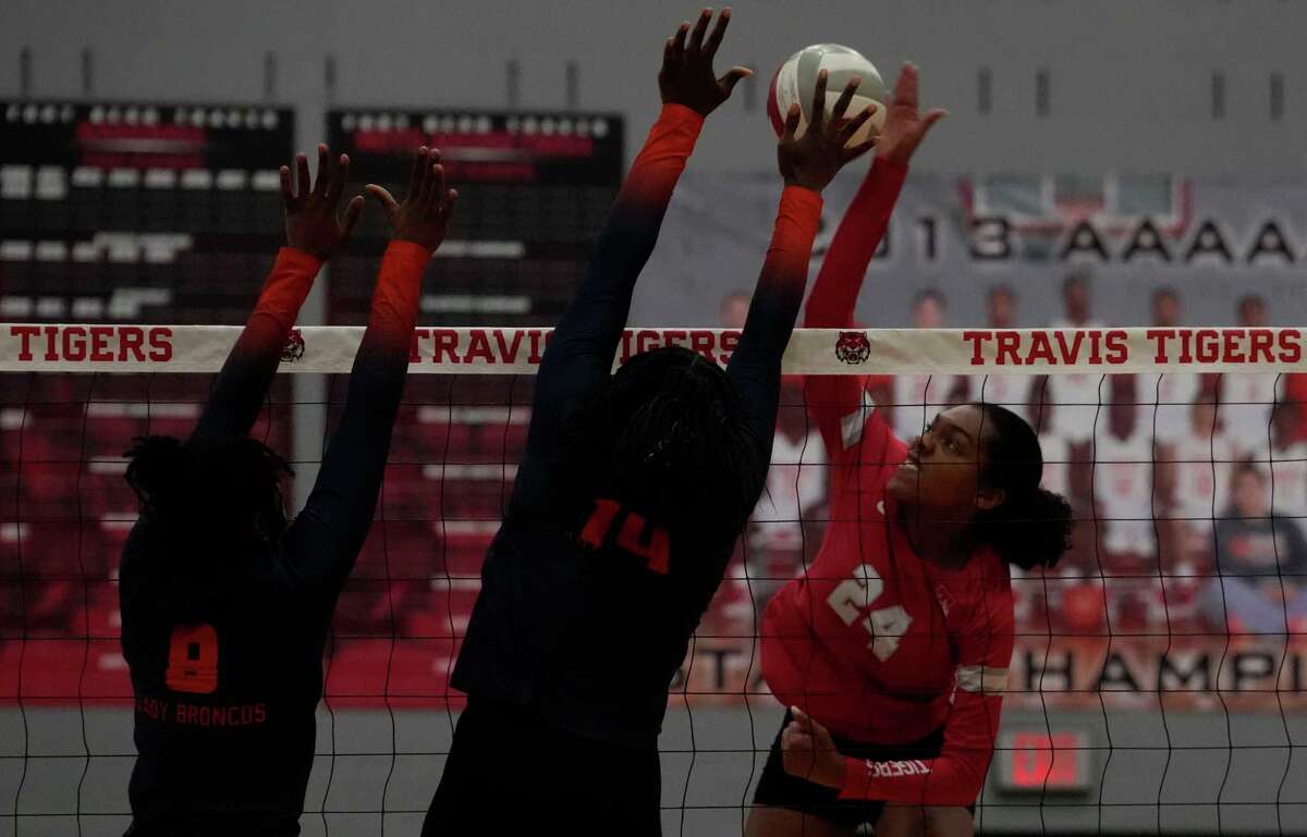 High school volleyball: Travis looks to build on strong season
