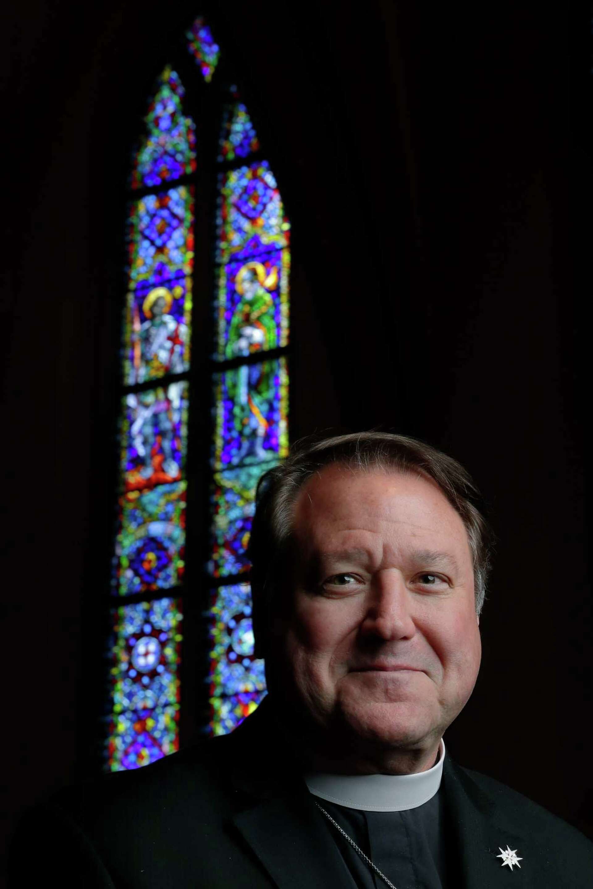 Barbara, George Bush subject of Houston reverend's dignity book