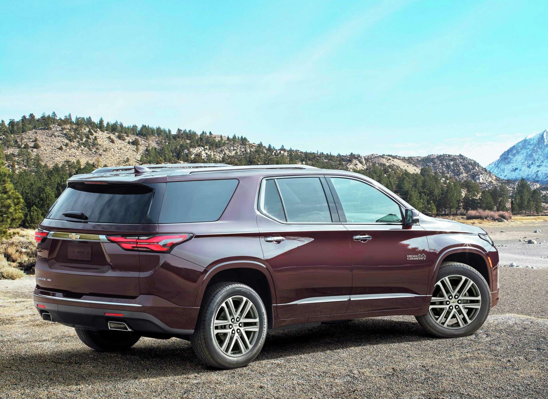 Chevy Traverse crossover carries the whole family; starts at $34,520
