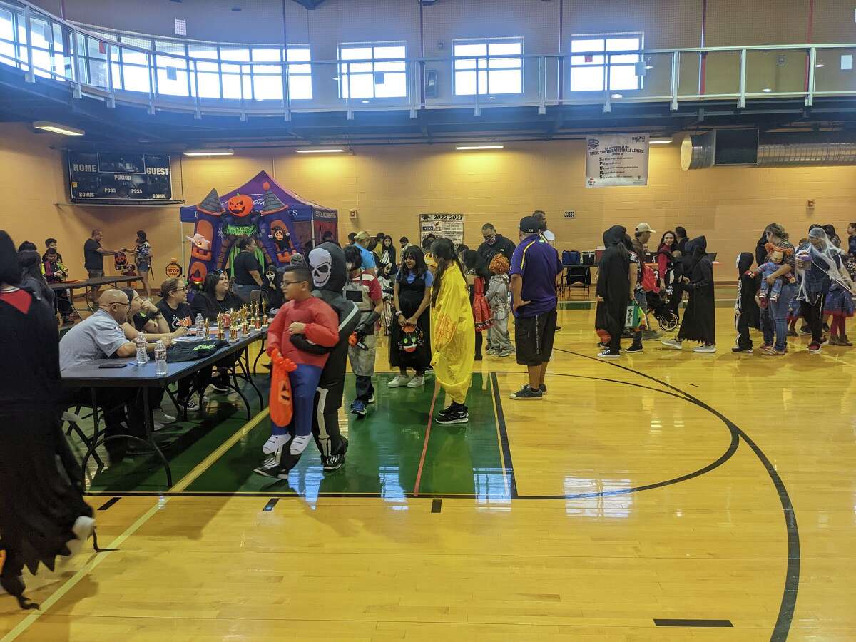 Laredoans celebrate the holiday season early at Halloween Bash