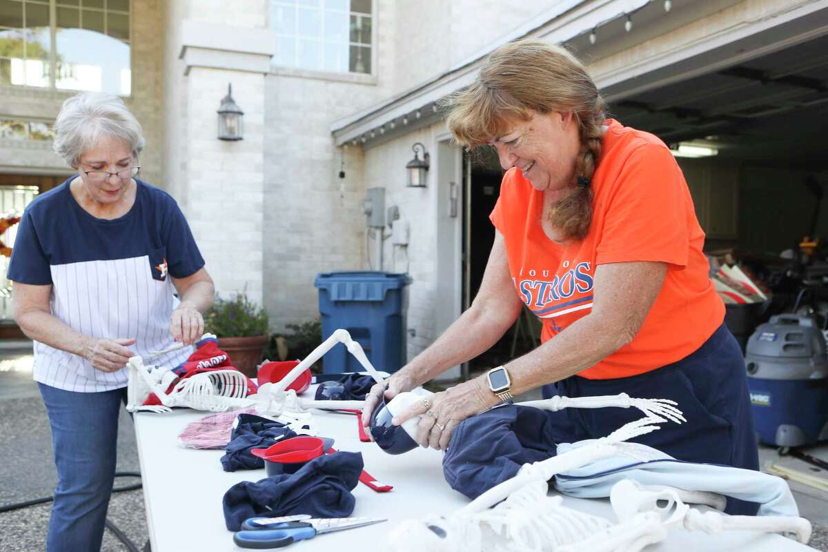 Houston couple uses skeletons to chart Astros' World Series path