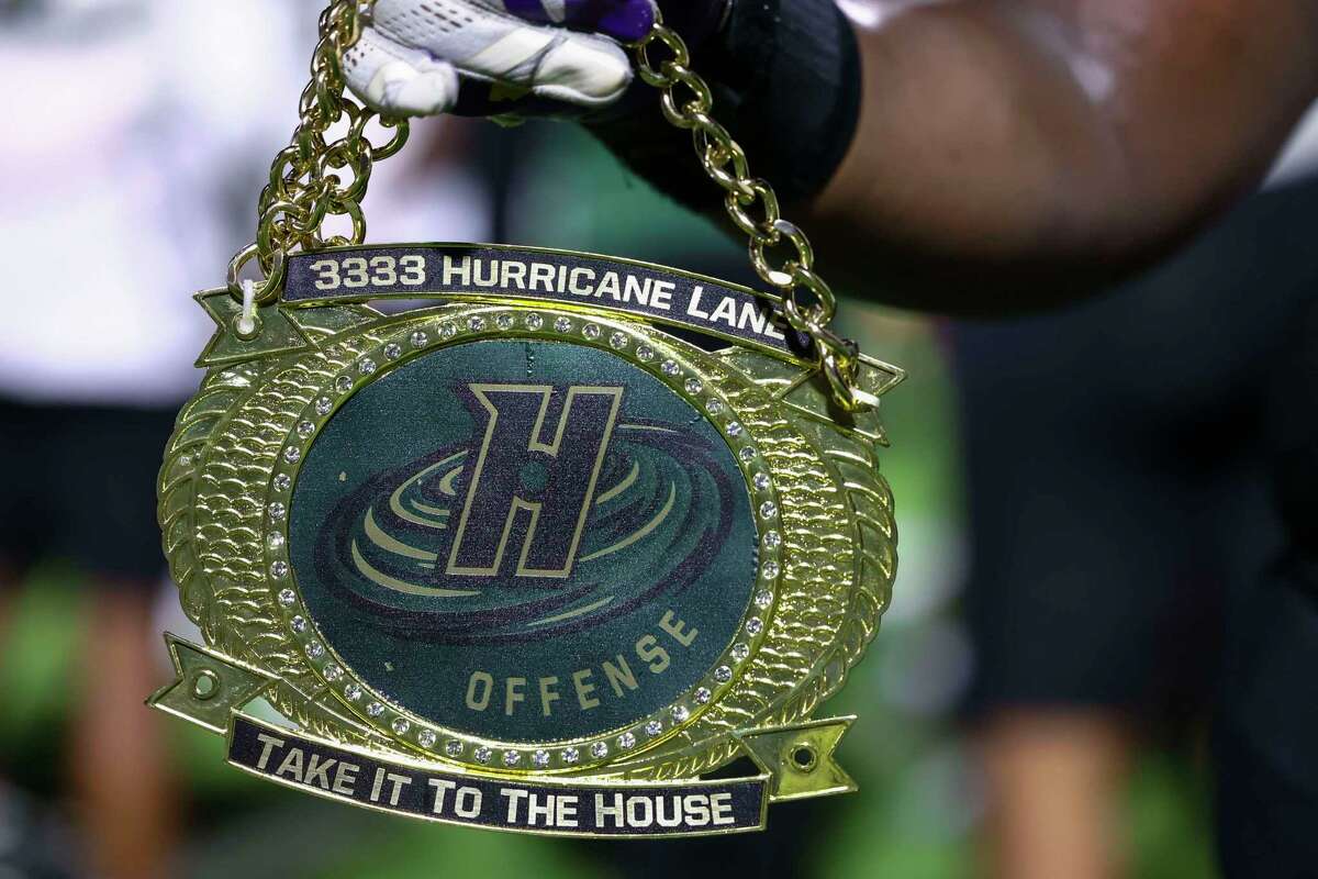 Hightower Hurricanes top Clements Rangers for 5th straight win