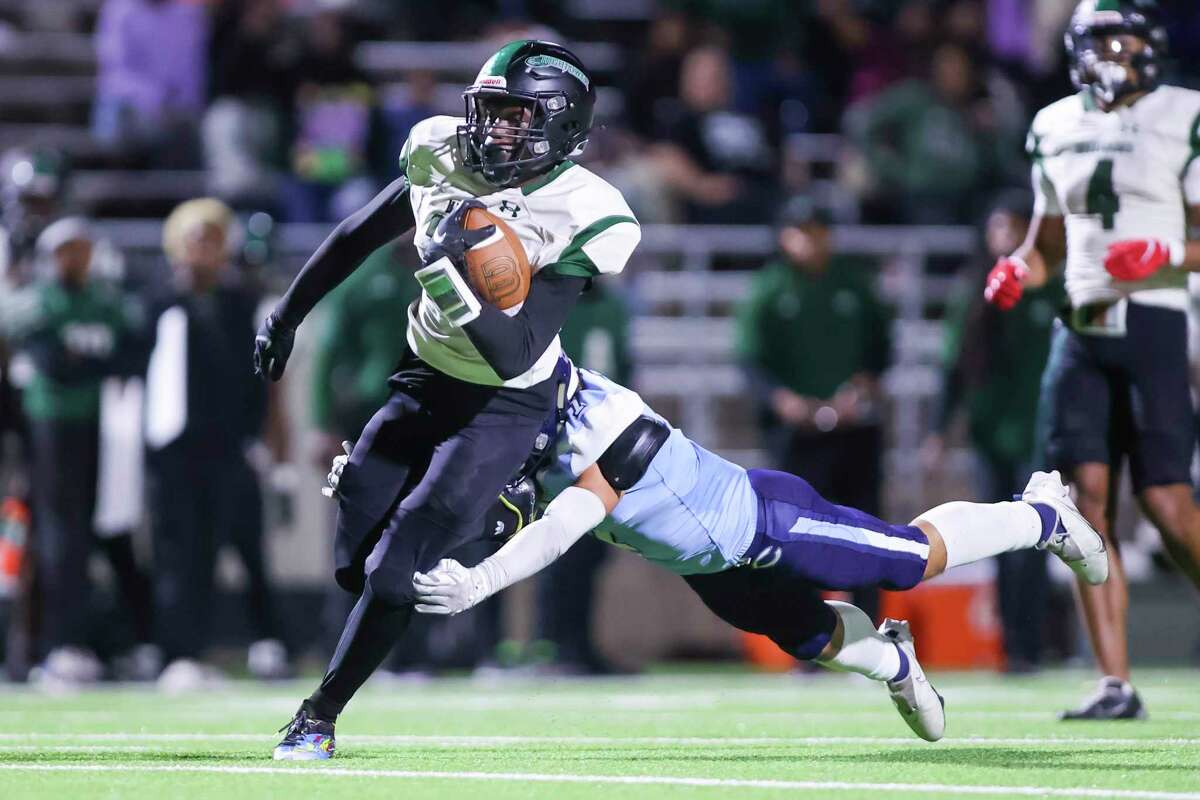 Hightower Hurricanes top Clements Rangers for 5th straight win