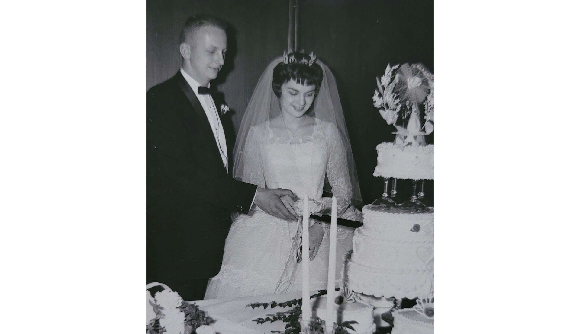 Jerry and Carol Leigeb mark 60th wedding anniversary