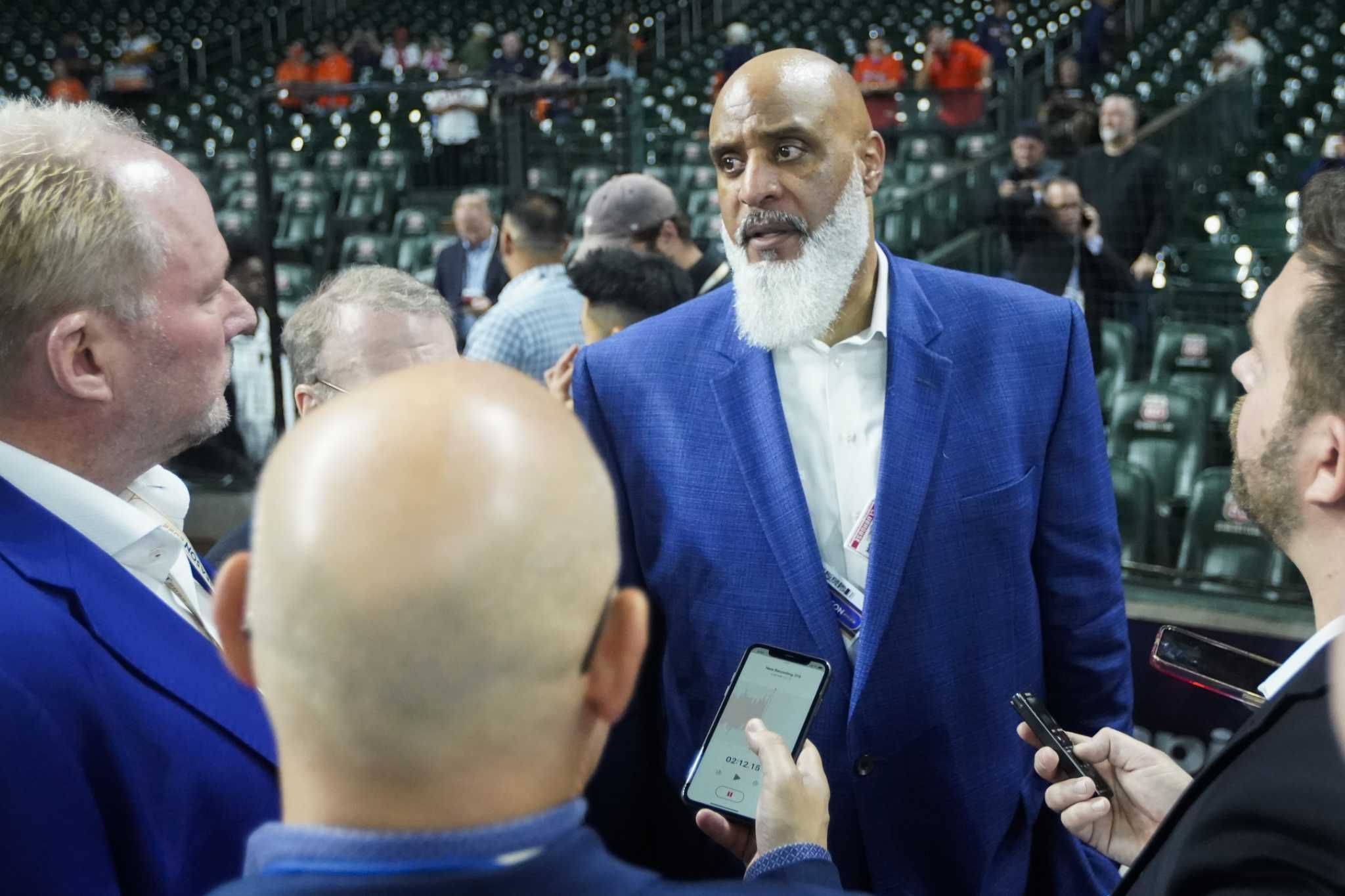 Tony Clark talks changes to MLB's pitch clock, unsigned free agents