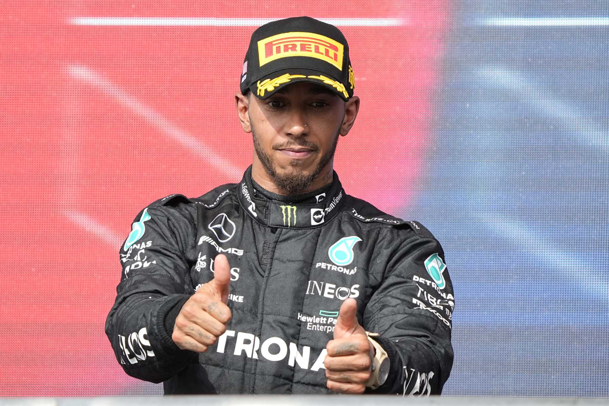 Hamilton opens talks with Mercedes on multiyear extension